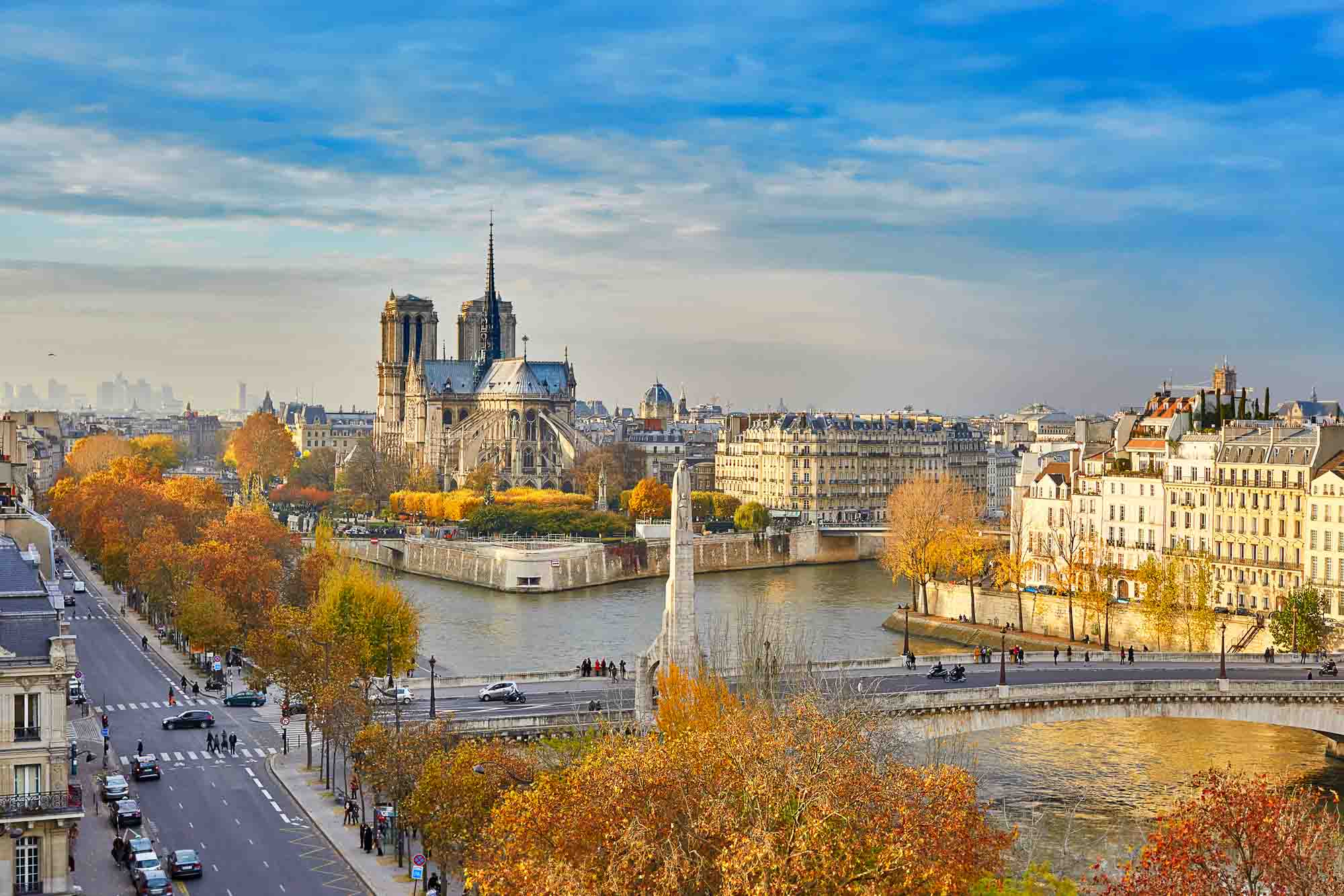 Paris in the Fall: Weather, Festivals, & Things to Do (2023) - Roaming ...