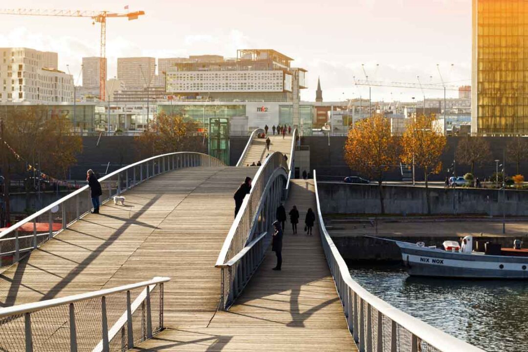 19 Striking Bridges in Paris You Can't Miss (2023) - Roaming Paris